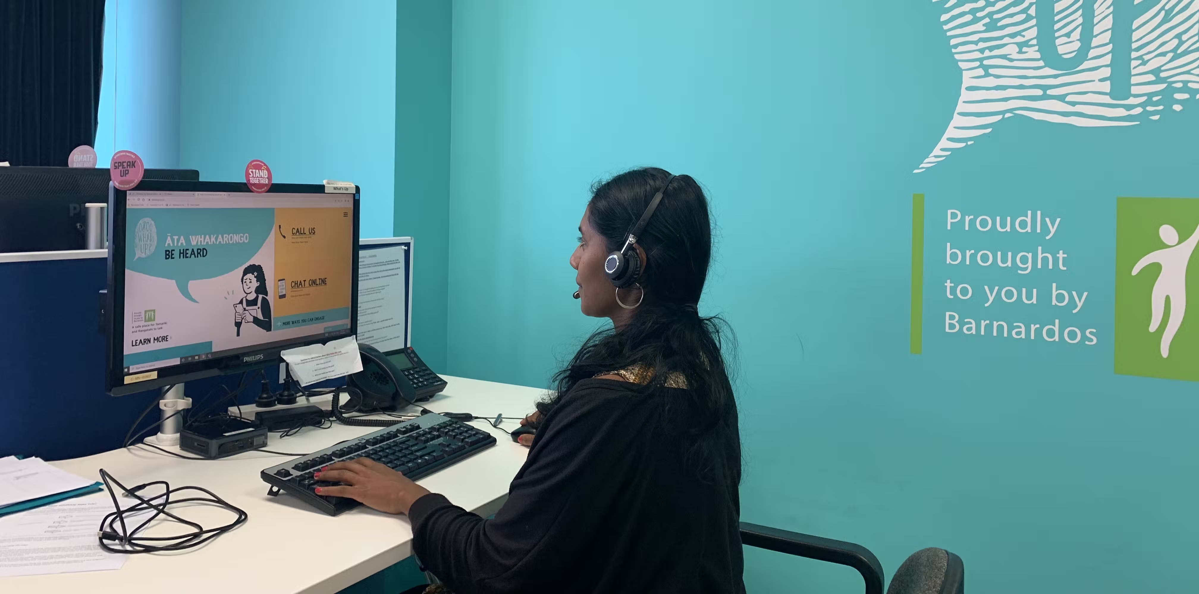 Behind the scene of 0800 What’s Up | Barnardos Aotearoa